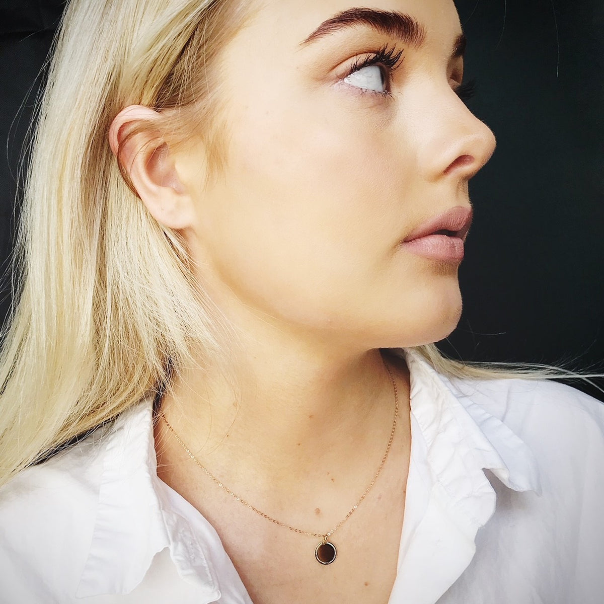 Solid 9ct Gold Dublin Disc Pendant – Oscar Graves