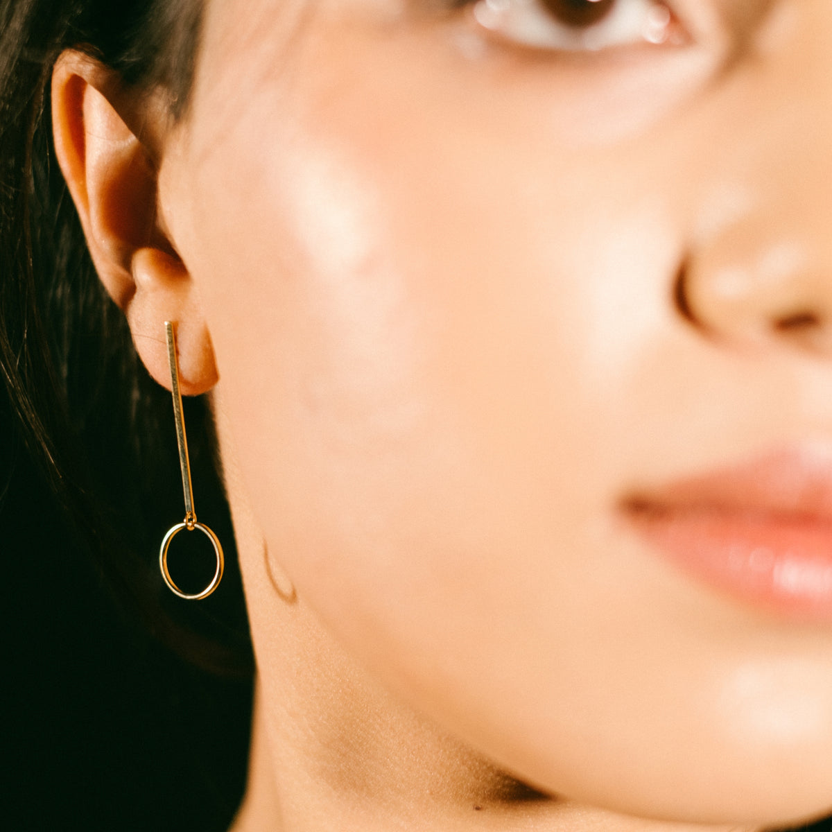 Solid 9ct Gold Linear Long Drop Earrings – Oscar Graves