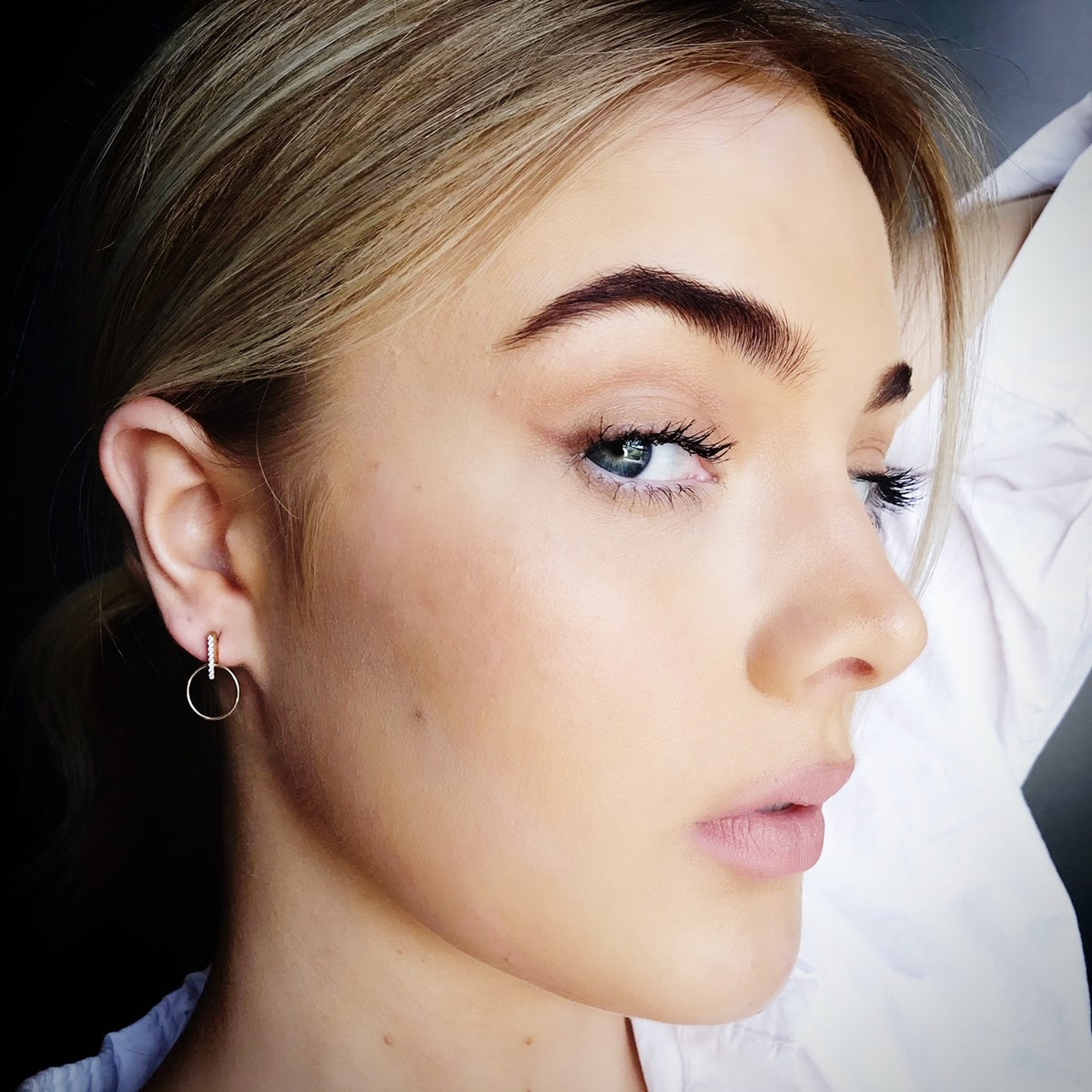 Solid 9ct Gold Round Up Earrings – Oscar Graves